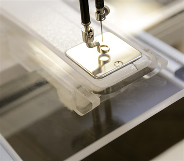 Handi Quilter - Accessories - Easy-Fit Ruler Base - Avante by Handi ...